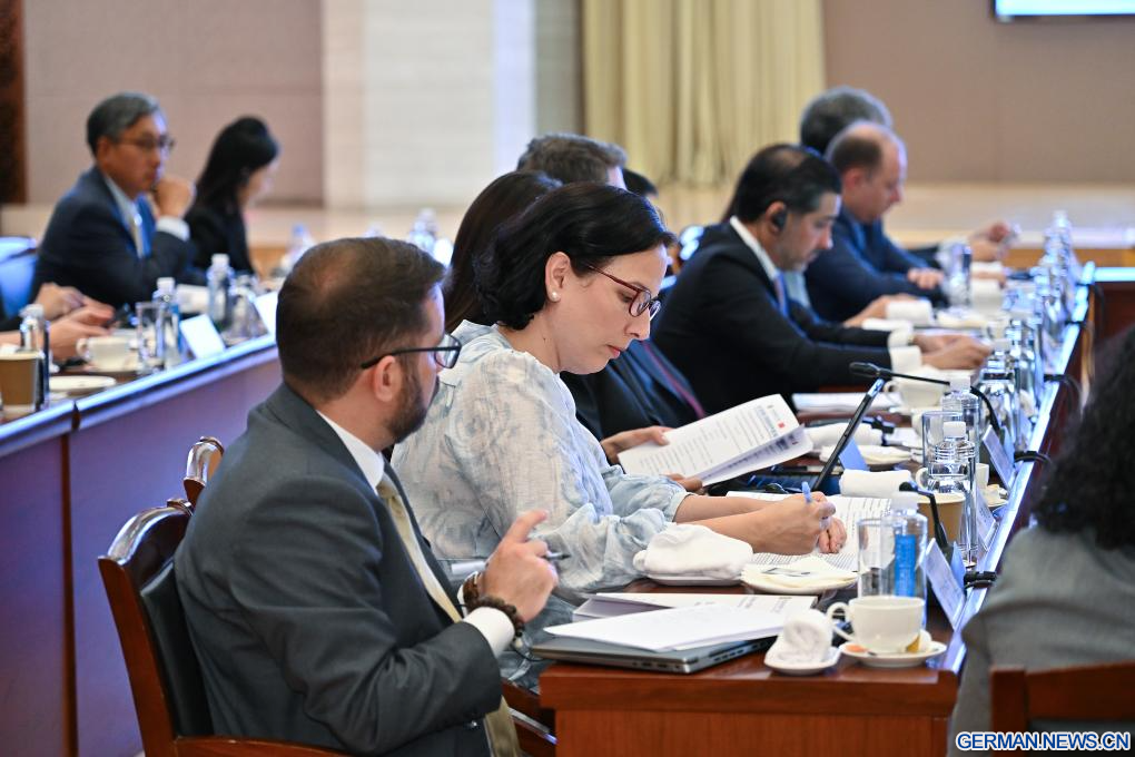 China verspricht vertiefte pragmatische Finanz- und ...